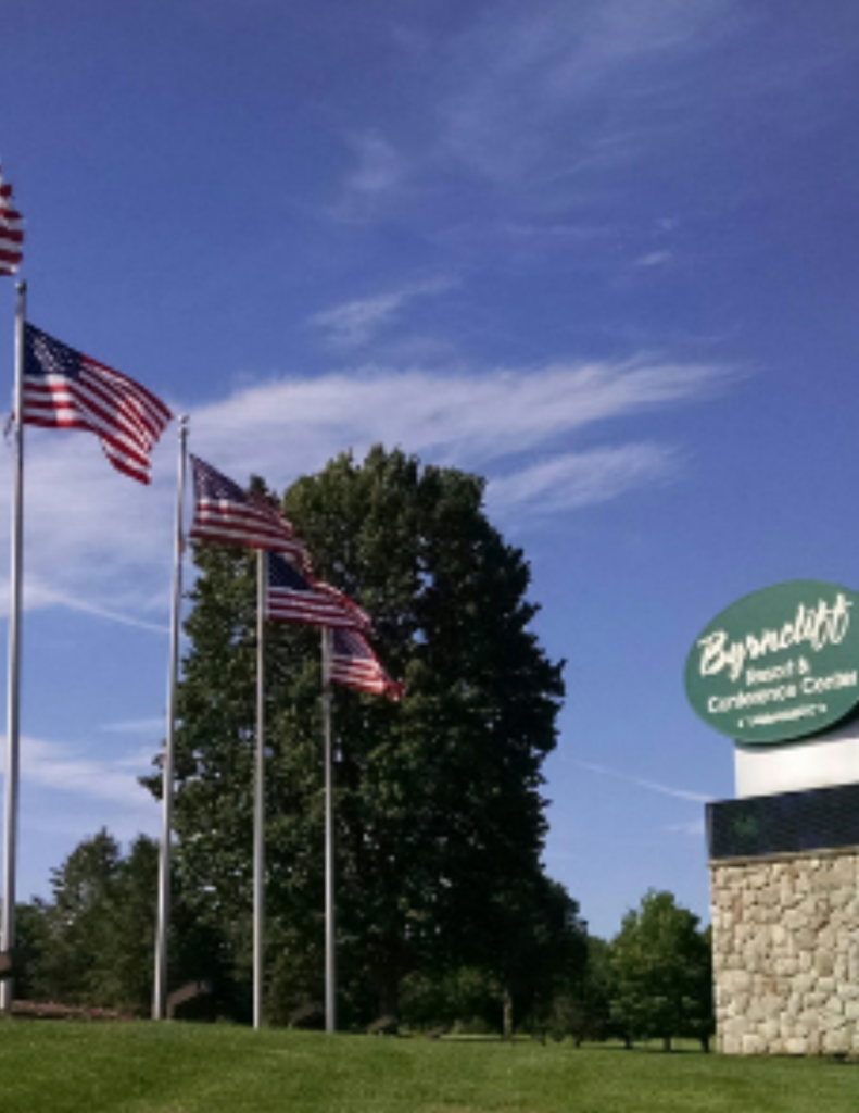 Voted Best Golf Course in Buffalo NY, Byrncliff Golf Resort in WNY